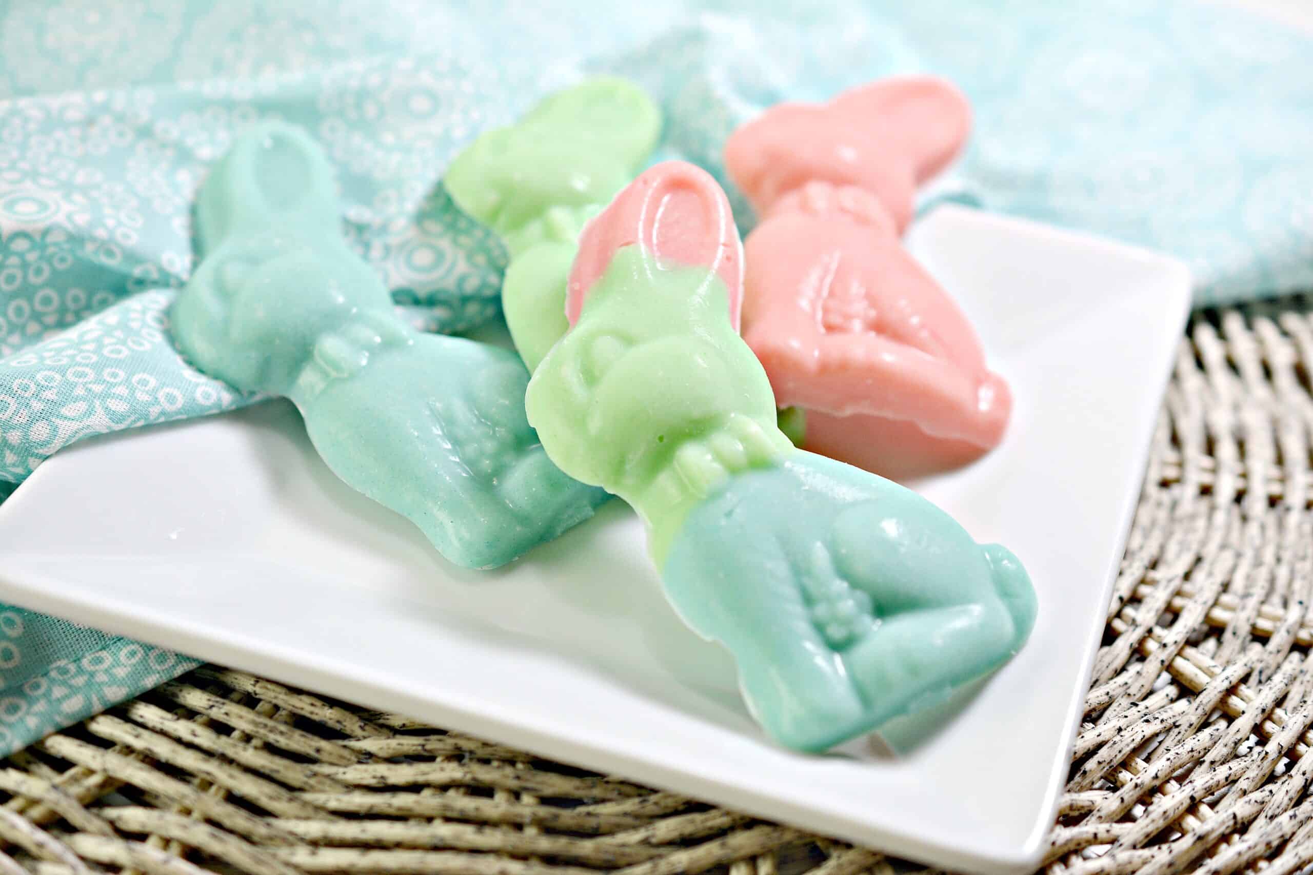 Keto White Chocolate Easter Bunny - Everyday Ketogenic