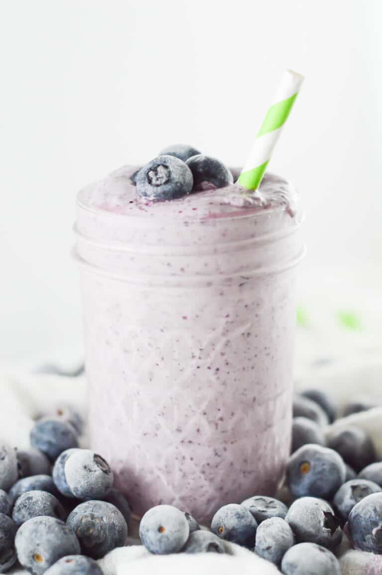 Best Rich And Creamy Keto Blueberry Milkshake - Everyday Ketogenic