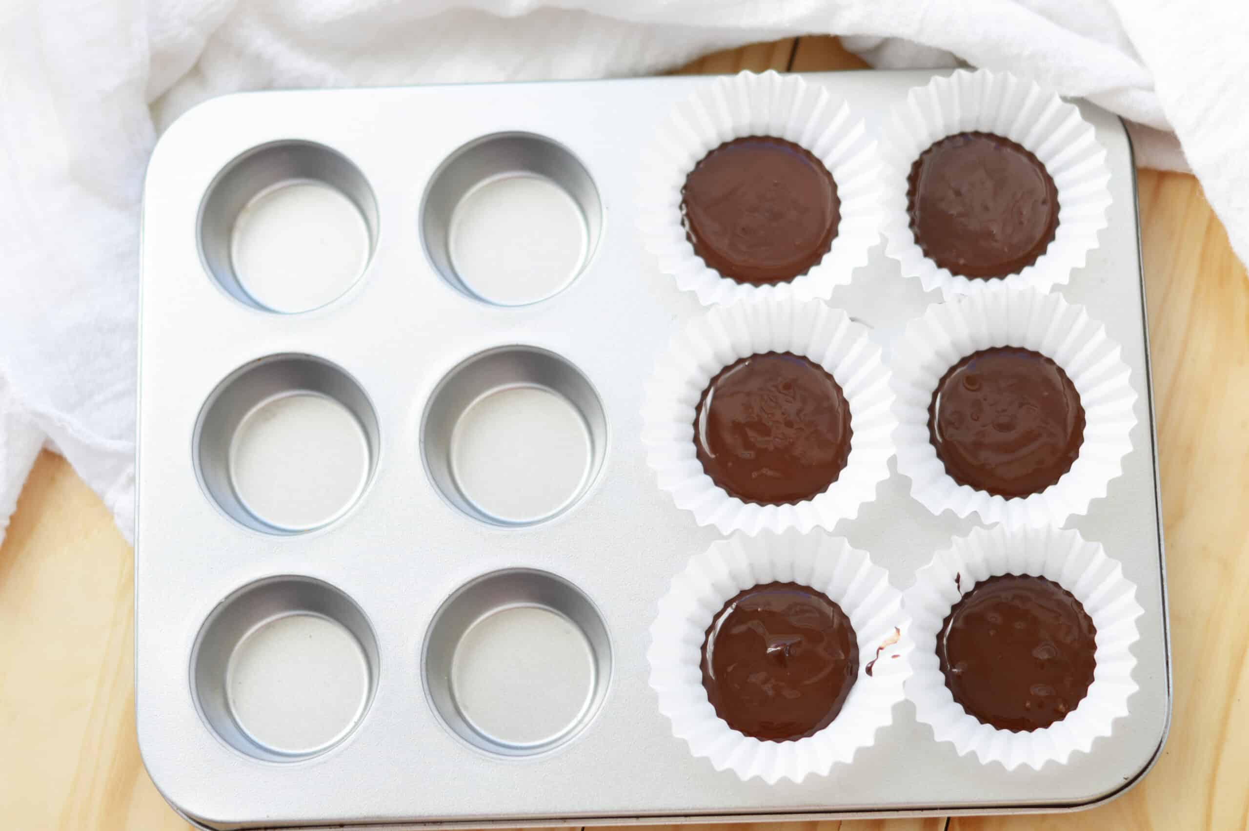Fast and Easy Keto Peanut Butter Cups Recipe - Everyday Ketogenic