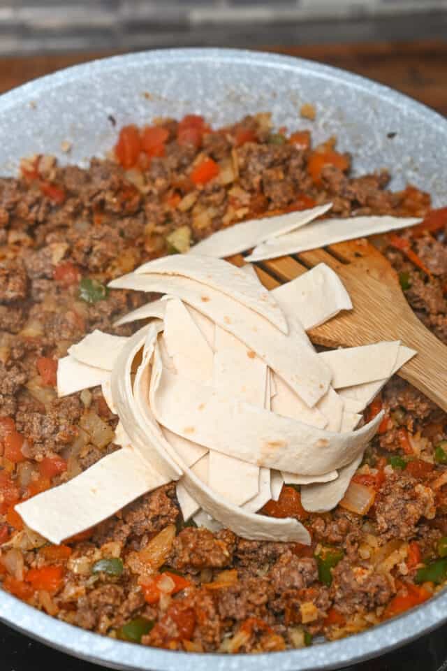 Low carb burrito recipe: Keto Beef Burrito Skillet - Everyday Ketogenic